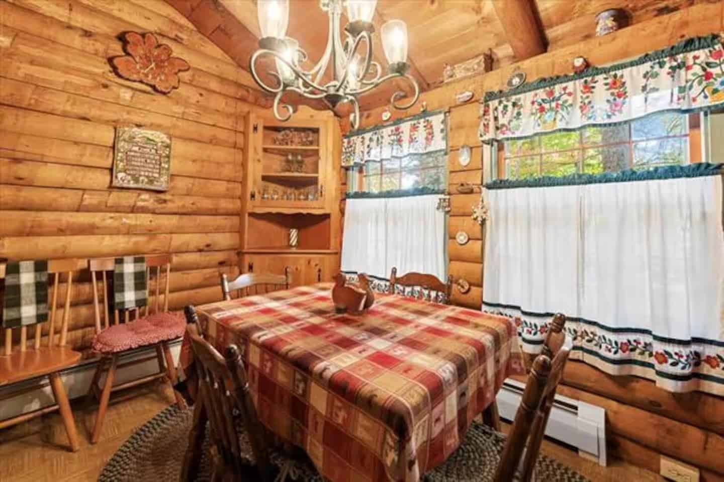 Snow Mtn Lodge – Mt Snow & Stratton, Tennis, Pool | Vermont.com