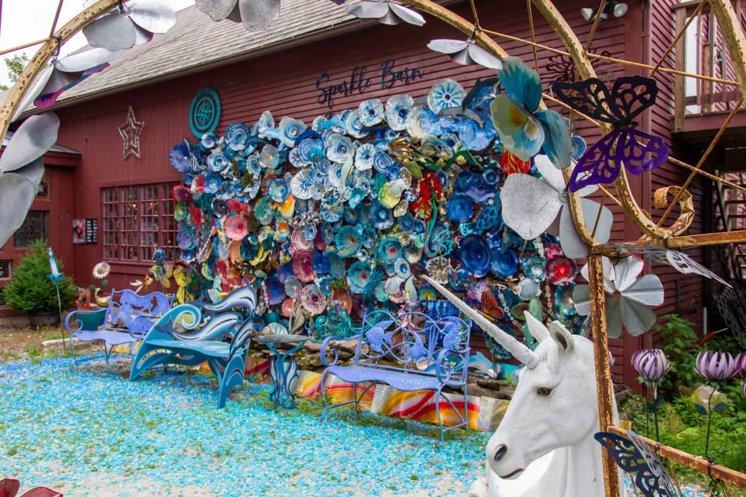 This Artist Transformed an 1800s Barn into one of Vermont's Most ...